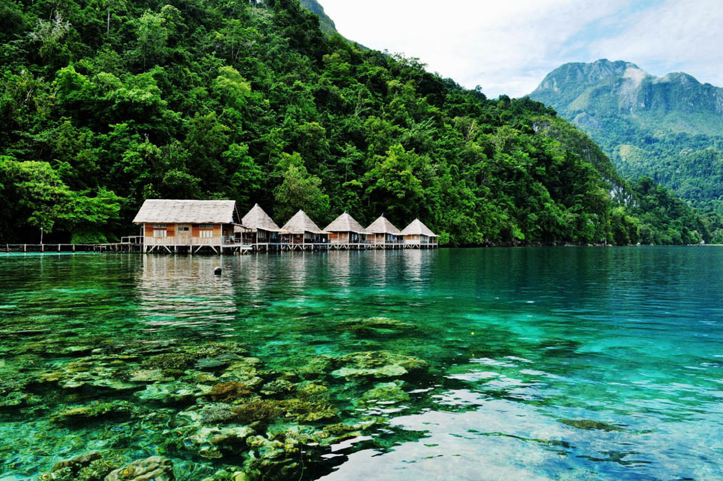 Paket Wisata Ora Beach, Seram Island Pesona Indonesia-Foto Trip 5 ...